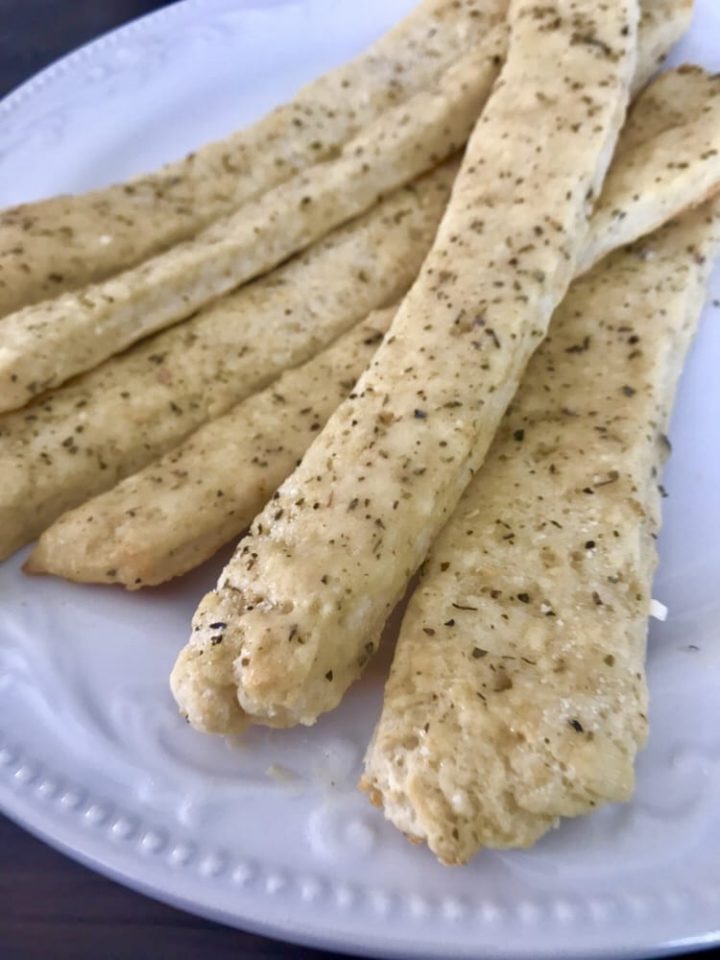 Garlic Butter Breadsticks - Pound Dropper