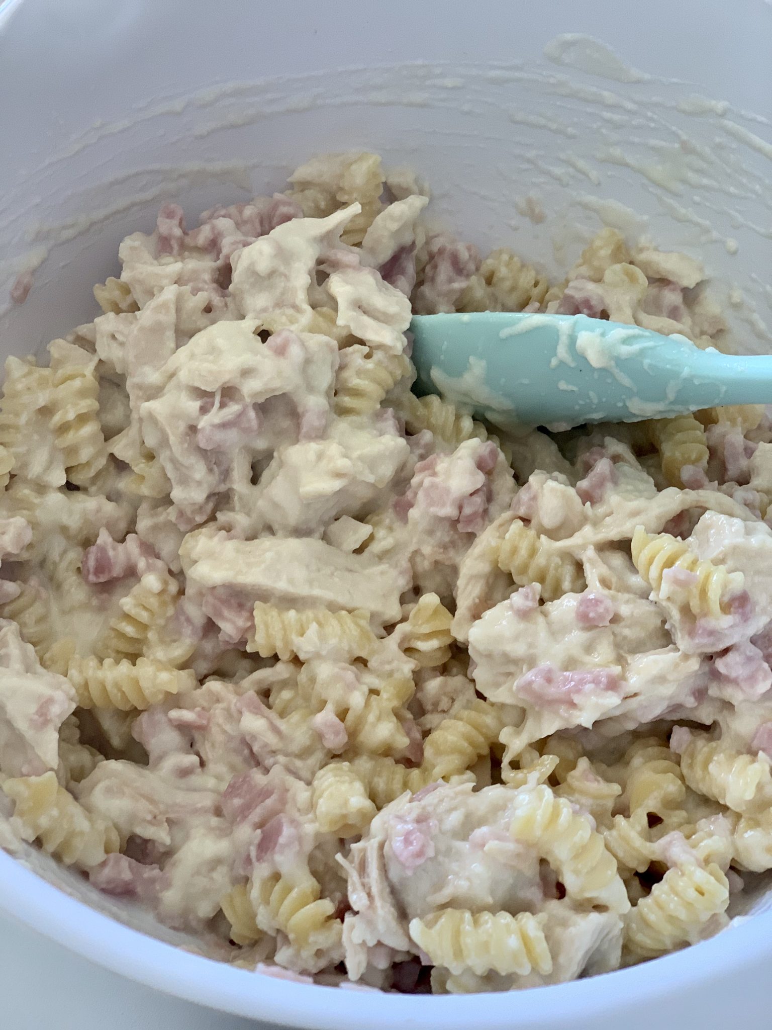 Chicken Cordon Bleu Noodle Casserole - Pound Dropper