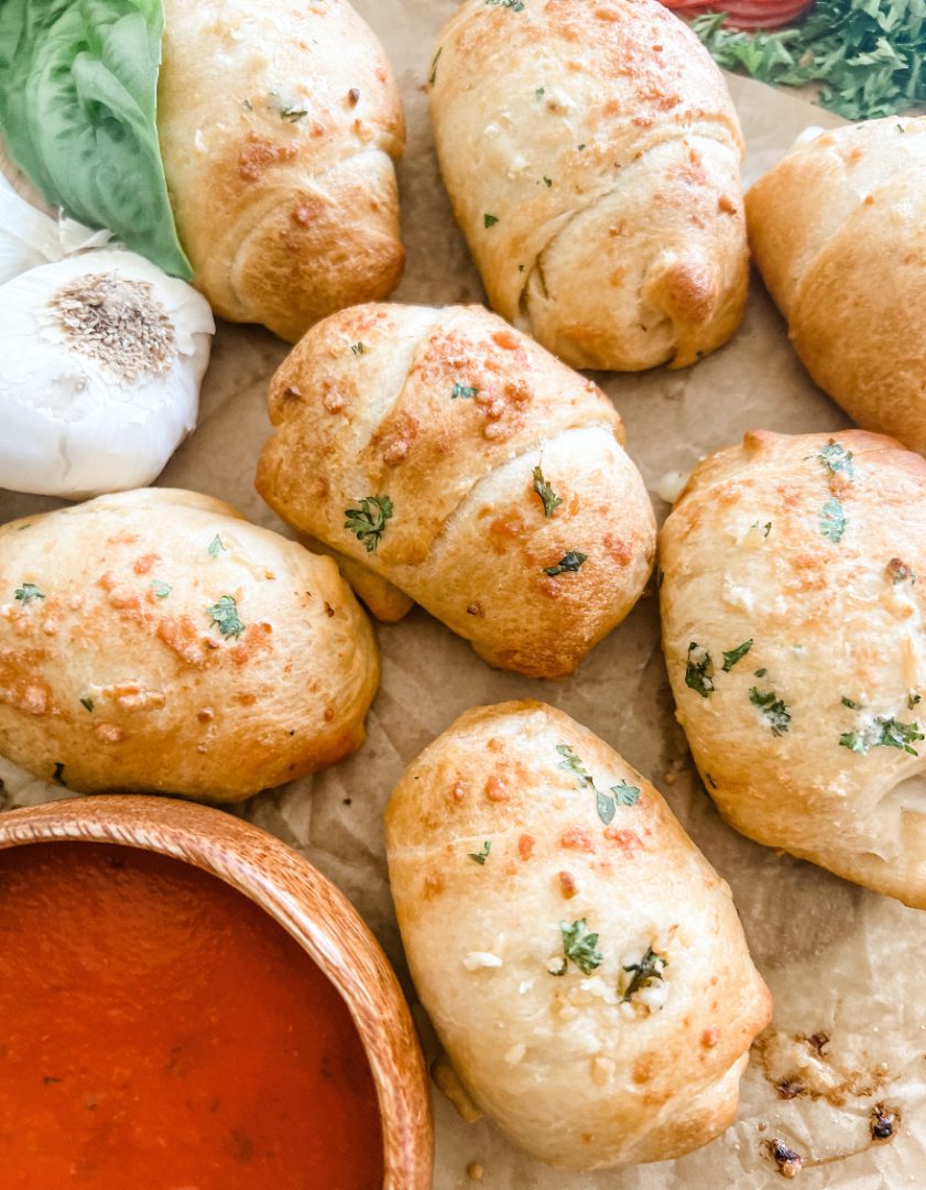 Easy Pizza Crescent Rolls - Pound Dropper
