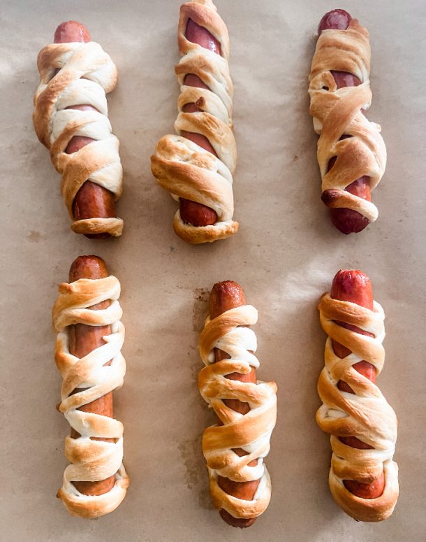 Easy Lightened Up Mummy Hot Dogs - Pound Dropper