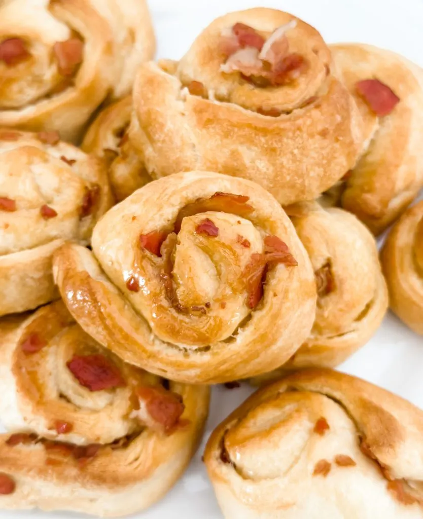 Easy Lightened Up Maple Bacon Breakfast Rolls - Pound Dropper
