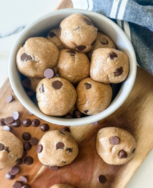Chocolate Chip Cookie Dough Protein Balls - Pound Dropper